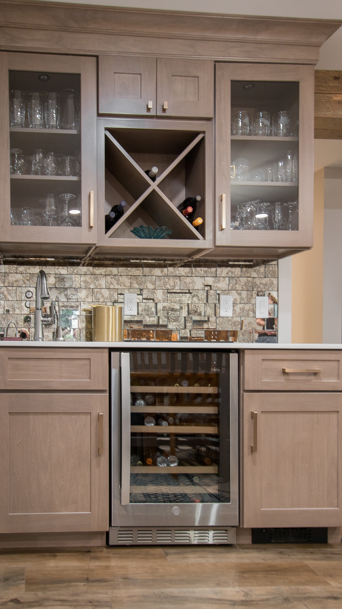 Transitional Farmhouse Kitchen - Coyle Carpet One Floor & Home